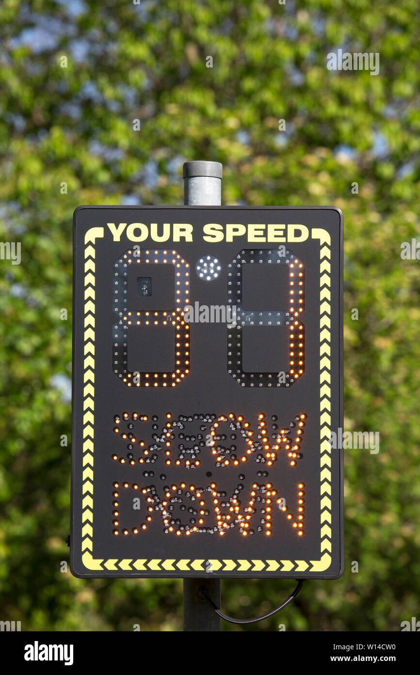 A radar measuring motorists speed entering Kendal 30mph limit, Cumbria ...