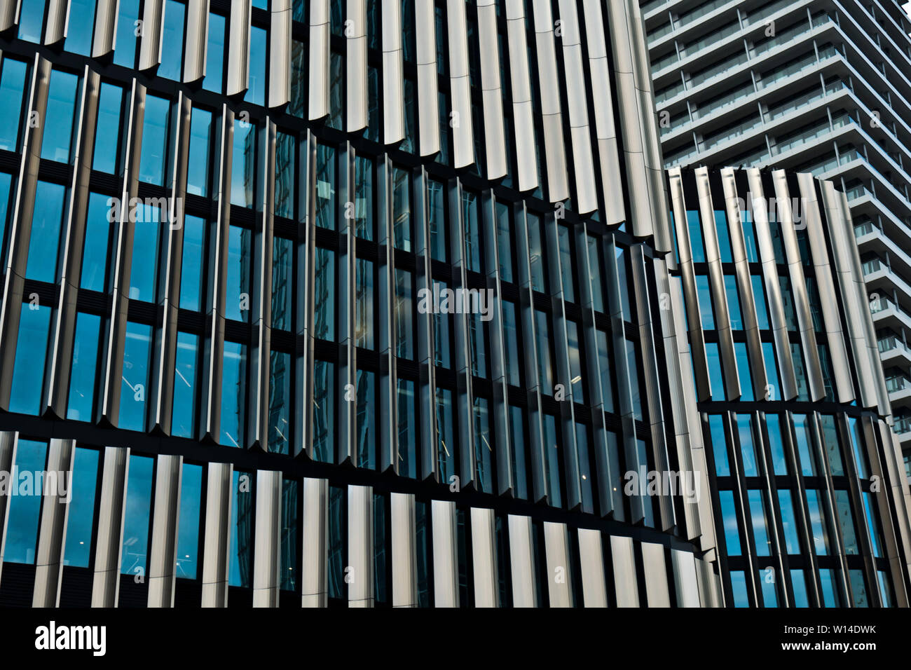 details of the new Main Point Pankrac office building in the Pankrác ...