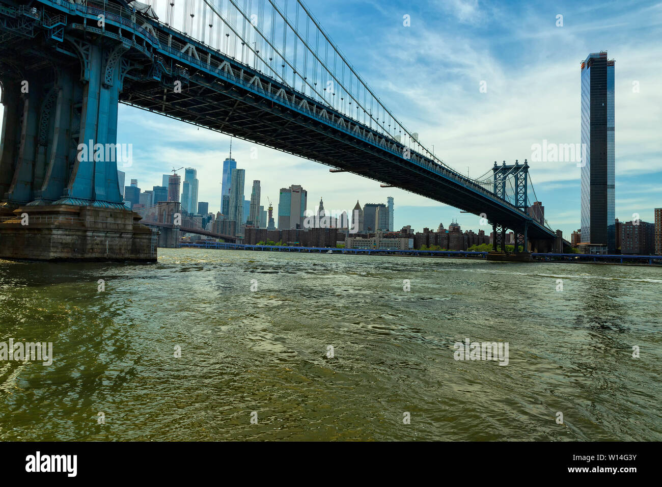 New York City Manhattan Bridge suspension bridge between Brooklyn ...