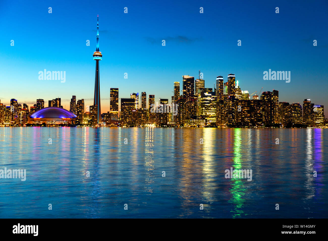 Night view from cn tower hi-res stock photography and images - Alamy