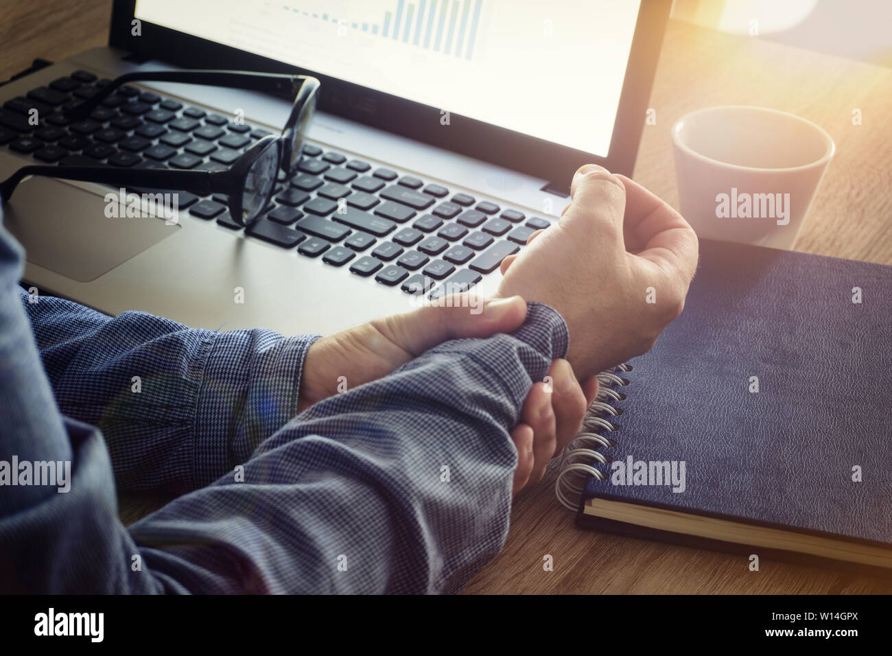 Wrist stretch hi-res stock photography and images - Alamy