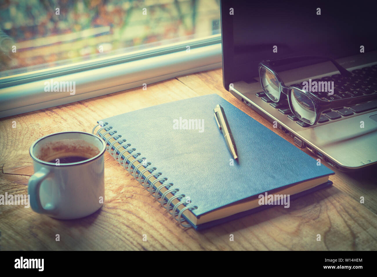 Desk and window hi-res stock photography and images - Alamy