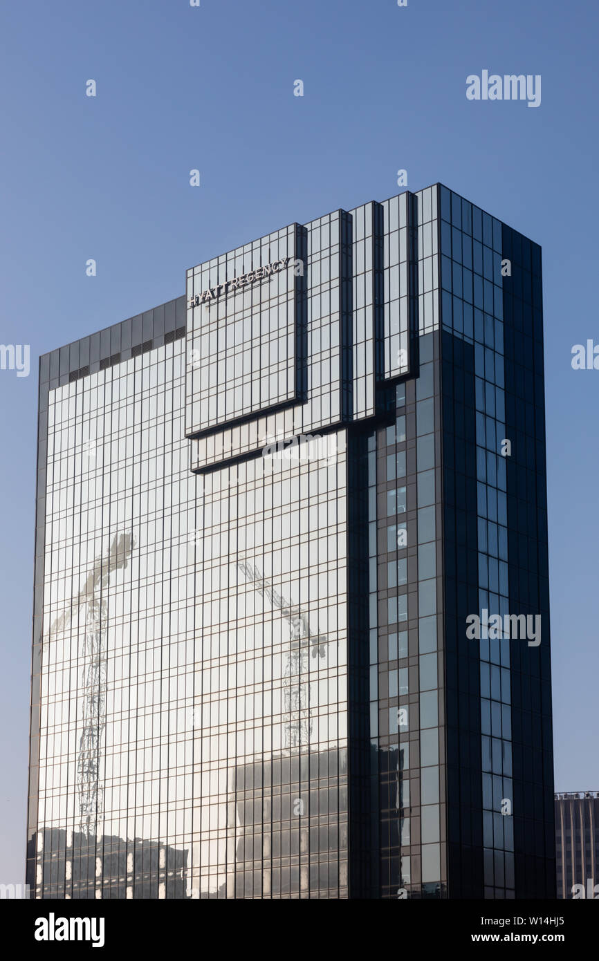 Birmingham, West Midlands, UK: Glass-sided, high-rise Hyatt Regency ...
