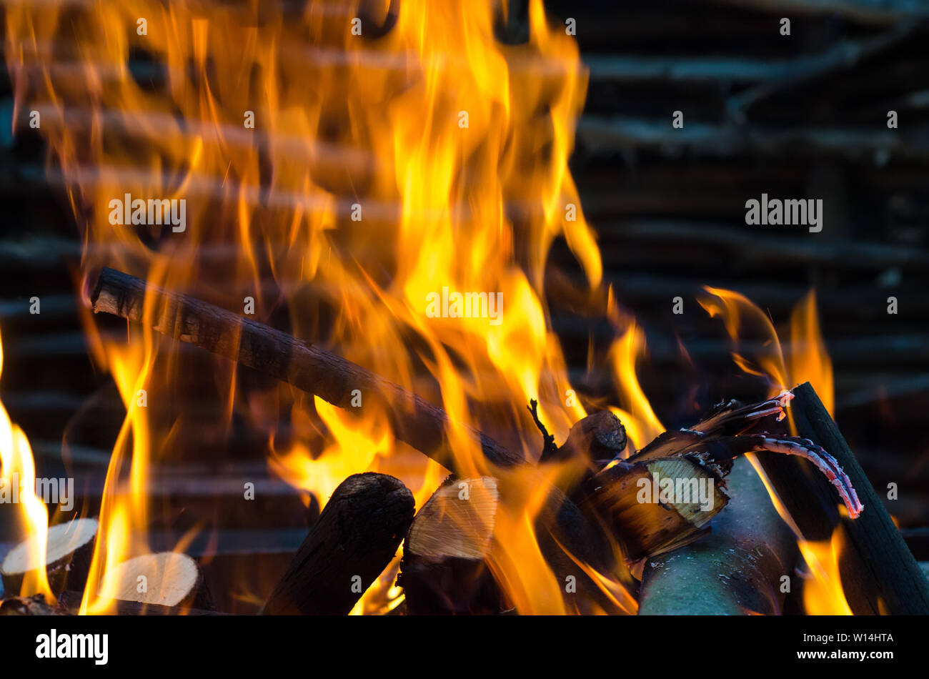 bonfire light at night closeup Stock Photo - Alamy