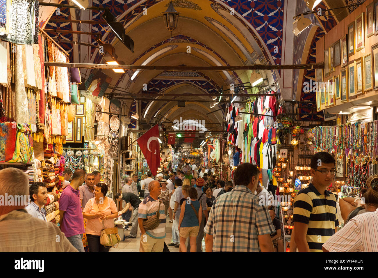 Grand bazaar istanbul hi-res stock photography and images - Alamy