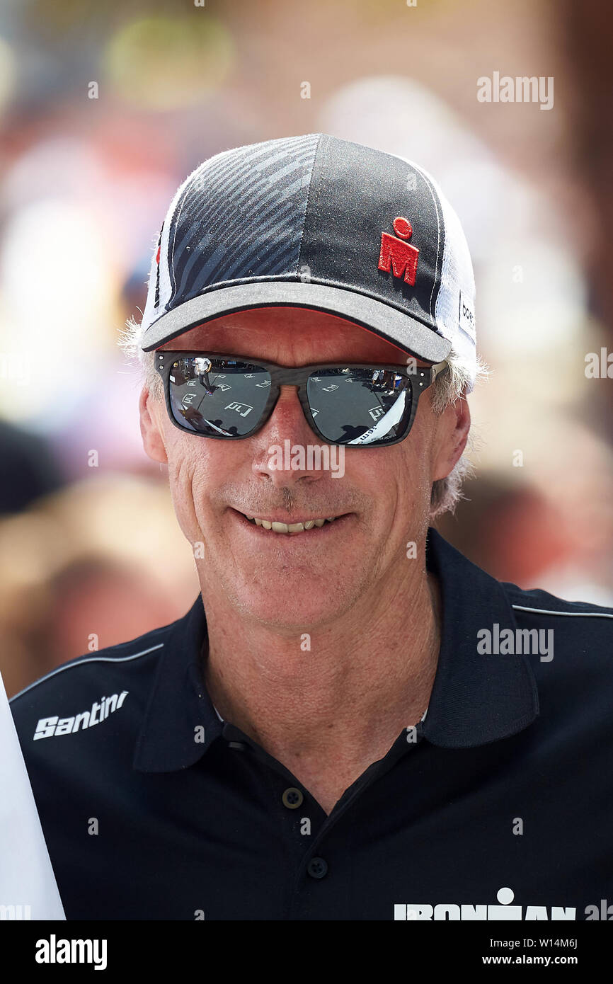 Mark allen ironman hi-res stock photography and images - Alamy