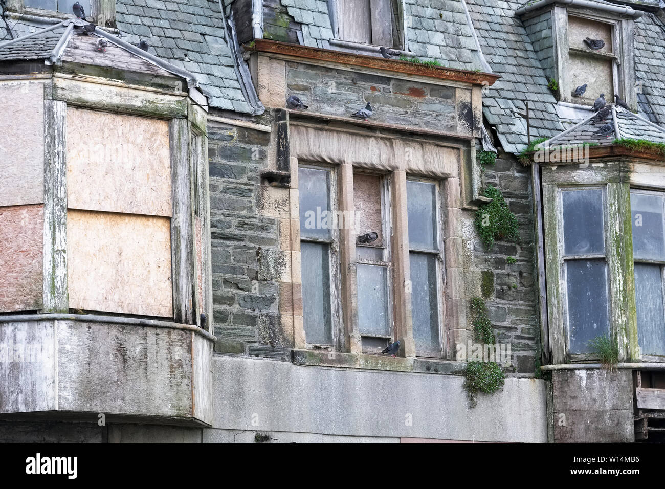 Victorian slums hi-res stock photography and images - Alamy