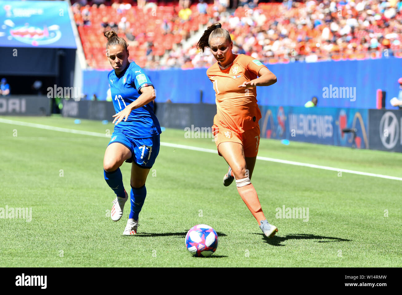 Lisa martens hi-res stock photography and images - Alamy