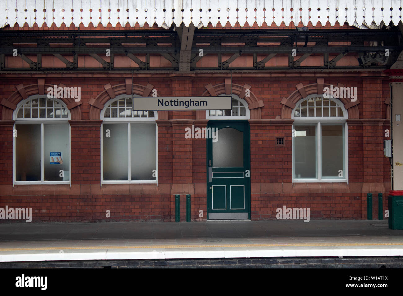 Nottingham Railway Station High Resolution Stock Photography and Images ...