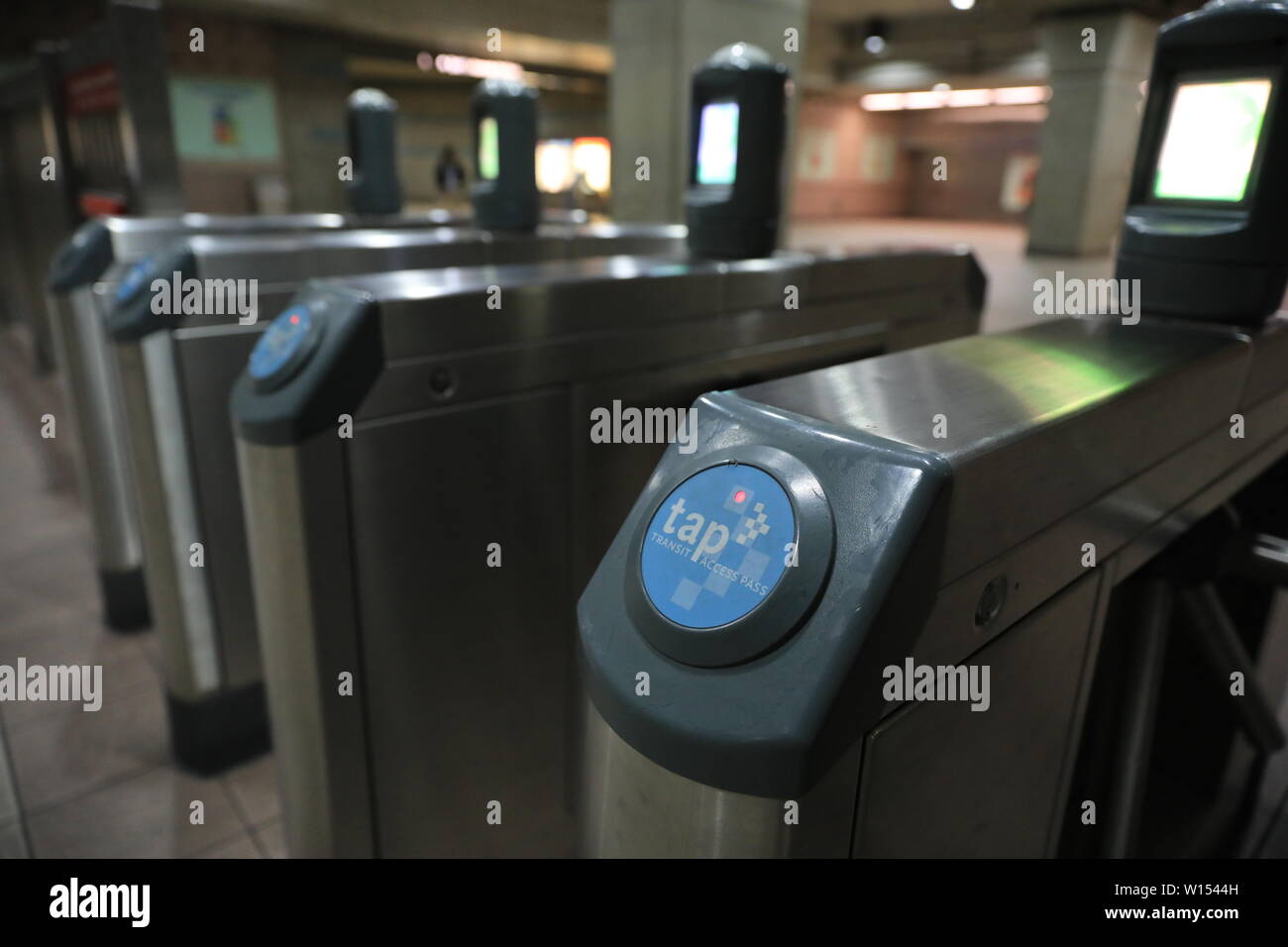 Los angeles subway pass hi-res stock photography and images - Alamy
