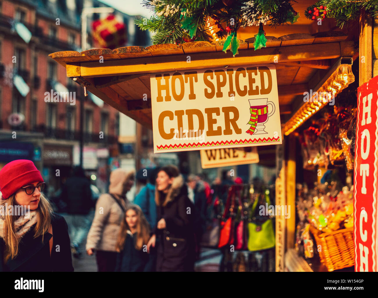 Sheffield christmas market hi-res stock photography and images - Alamy