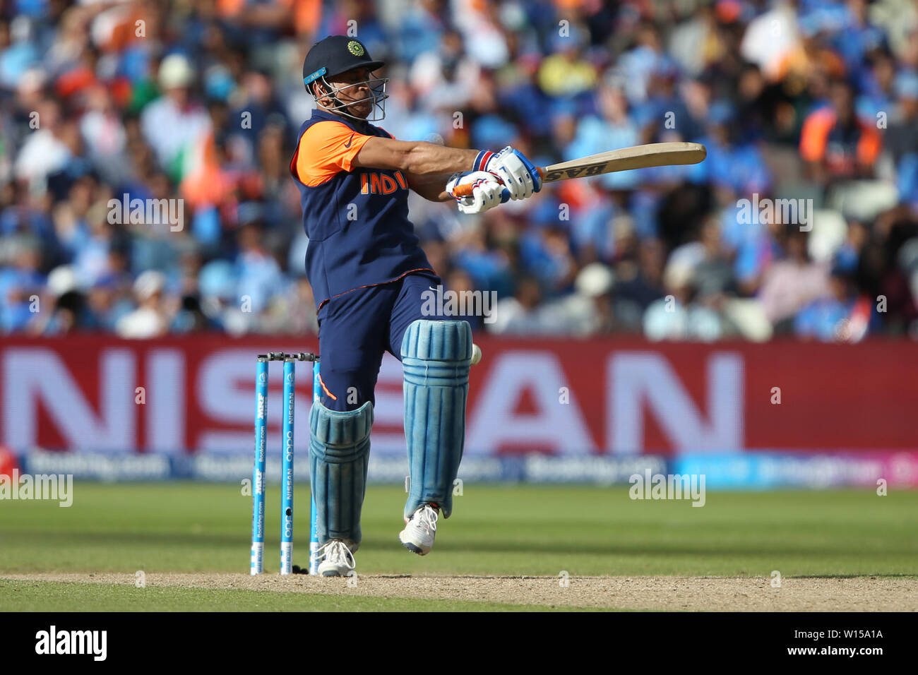 Ms dhoni 2019 world cup hi-res stock photography and images - Alamy
