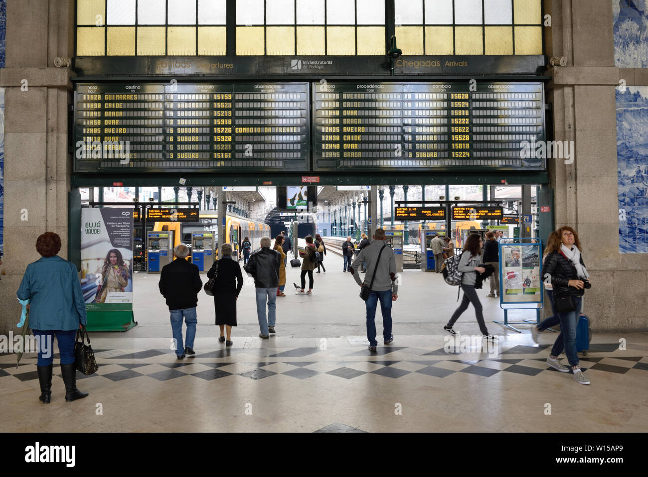 Train destination boards hi-res stock photography and images - Alamy