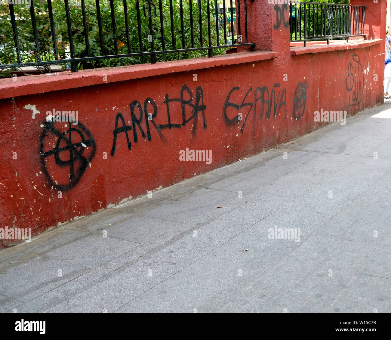 Pro spain graffiti hi-res stock photography and images - Alamy