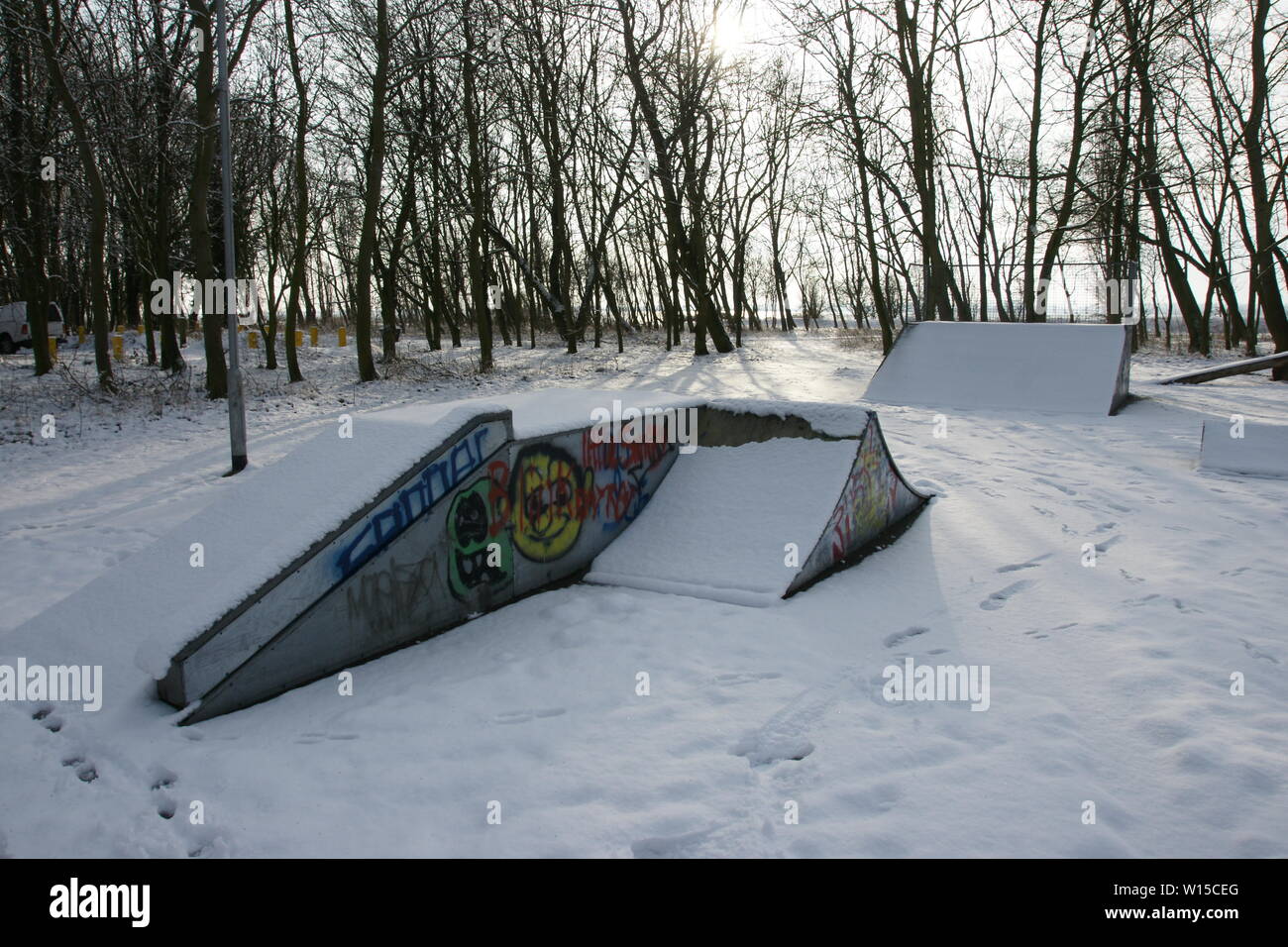 Ice skating bowl hi-res stock photography and images - Alamy