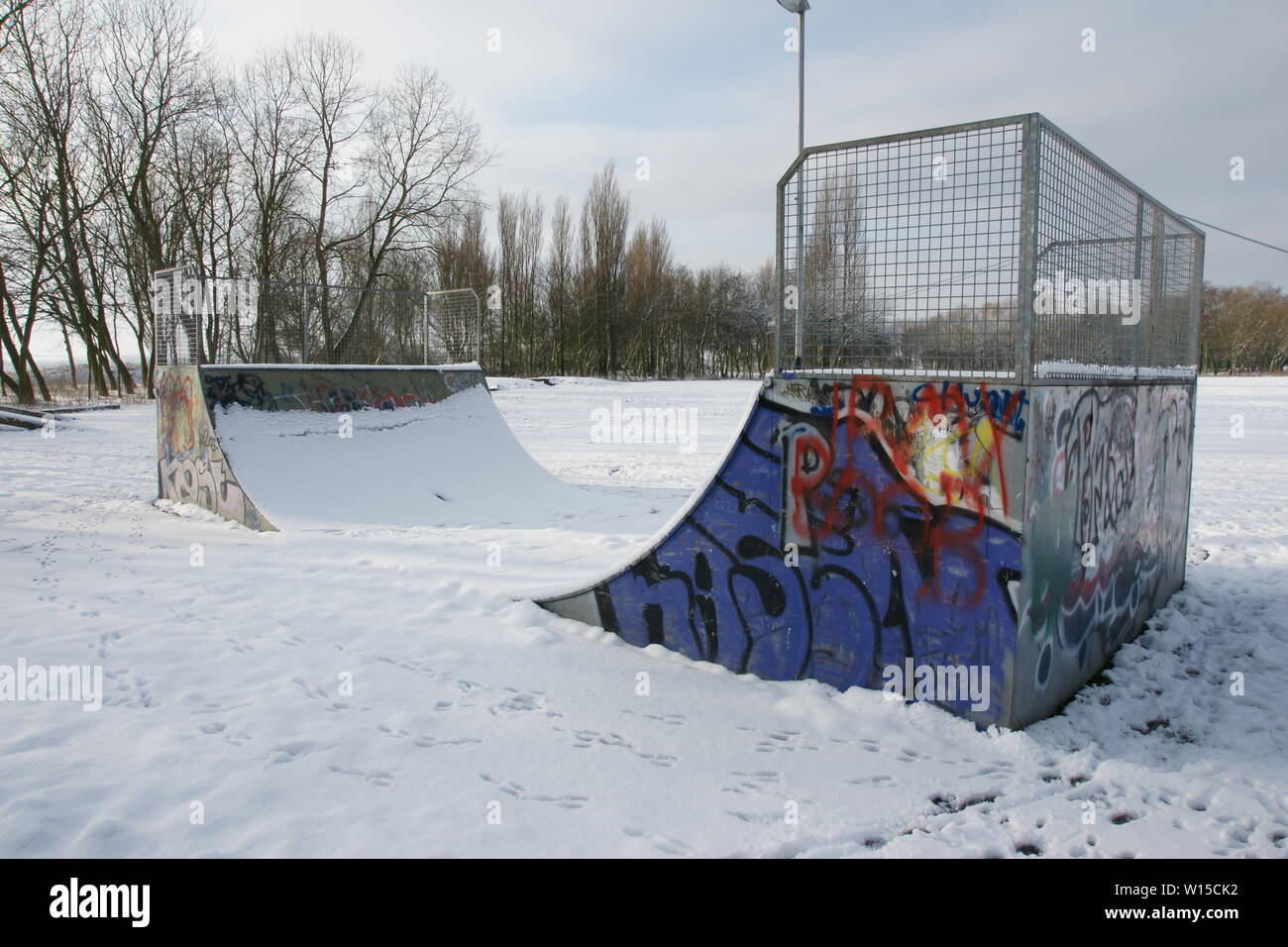 Skate team hi-res stock photography and images - Alamy