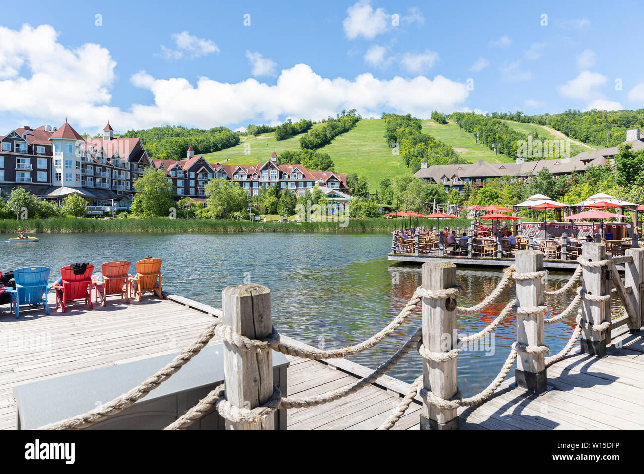 Blue mountain hi-res stock photography and images - Alamy