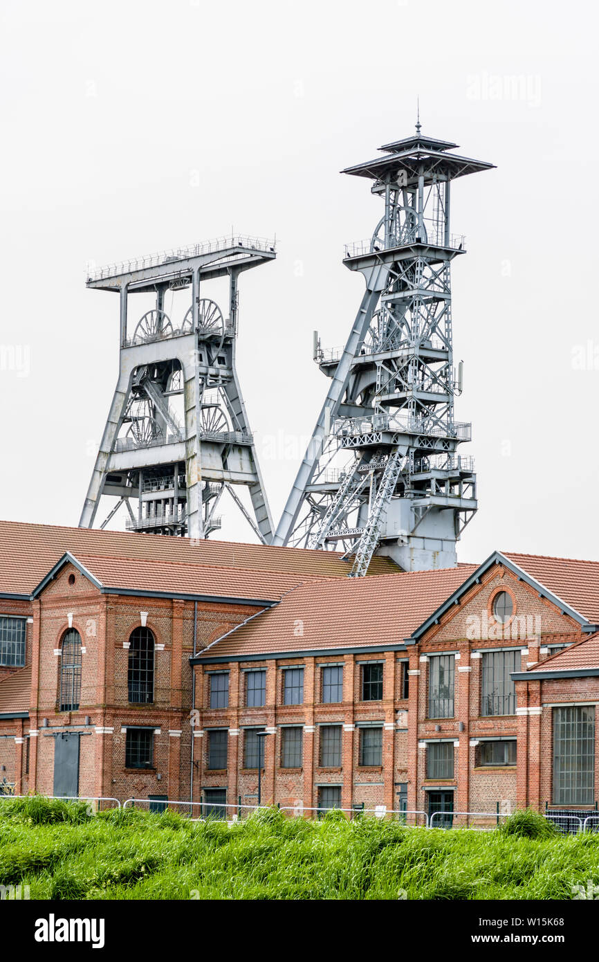 Brick shaft hi-res stock photography and images - Alamy