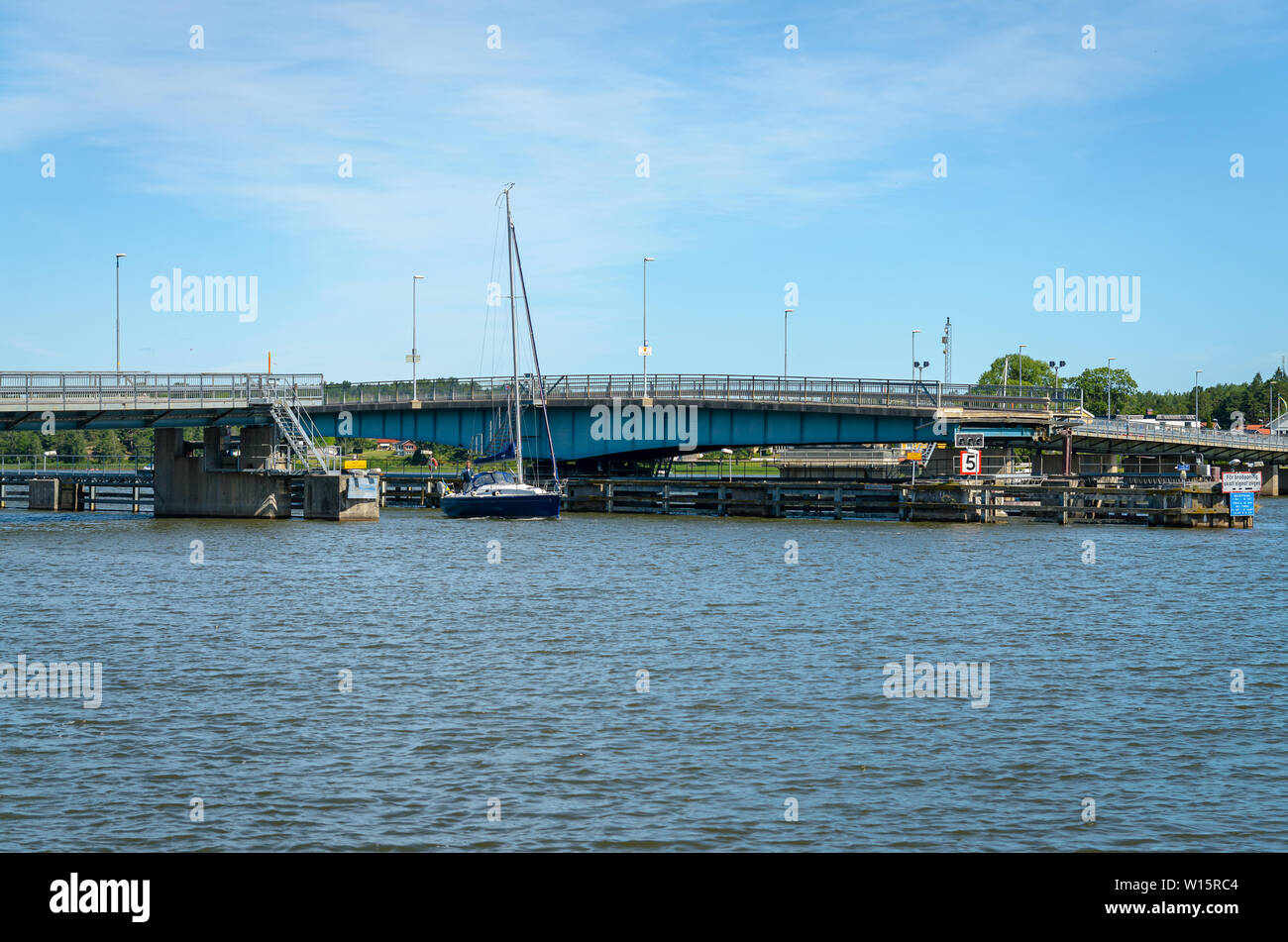 When crossing the bridge you can go for the engine even if it is fine ...