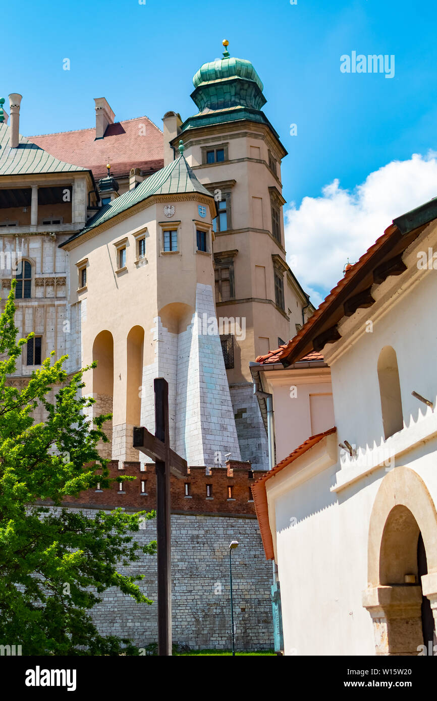 Cathedral of St Stanislaw and St Vaclav and royal castle on the Wawel ...