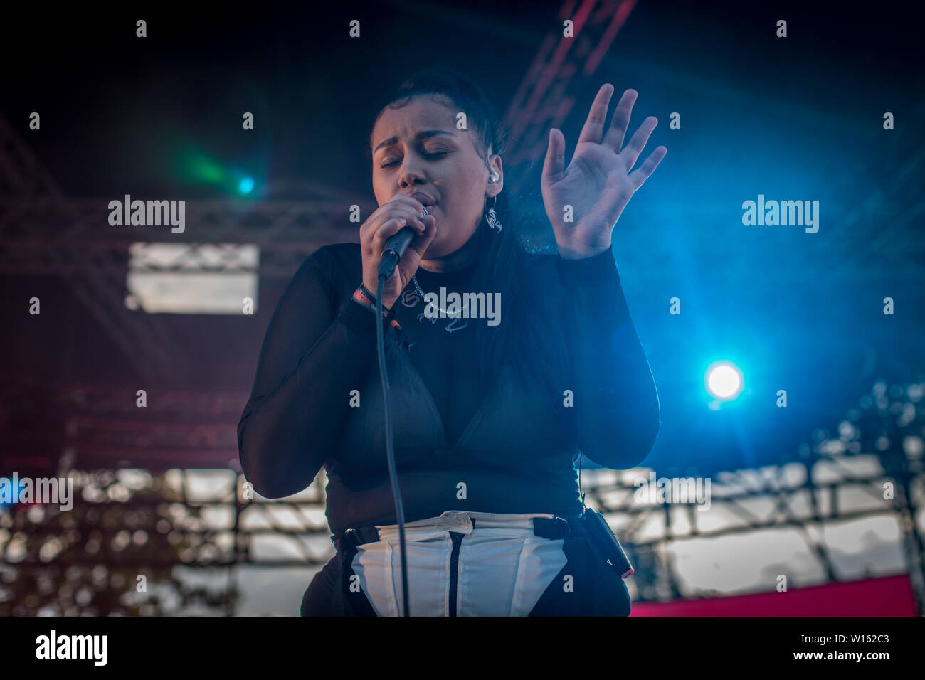 Lil halima singer hi-res stock photography and images - Alamy
