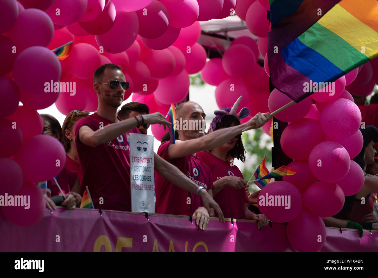 Marche des fiertes paris hi-res stock photography and images - Alamy