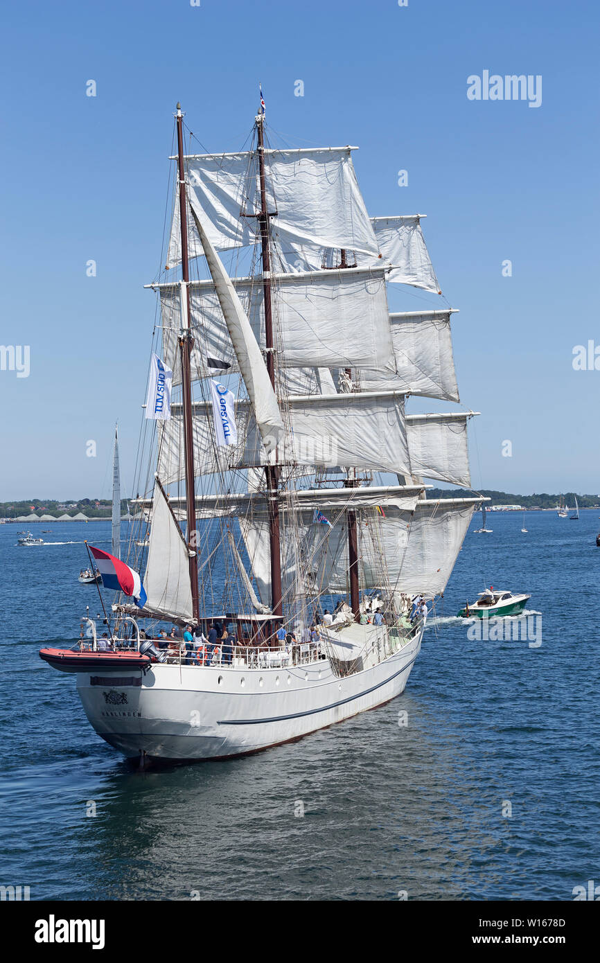 Segelschiff sailing ship hi-res stock photography and images - Alamy