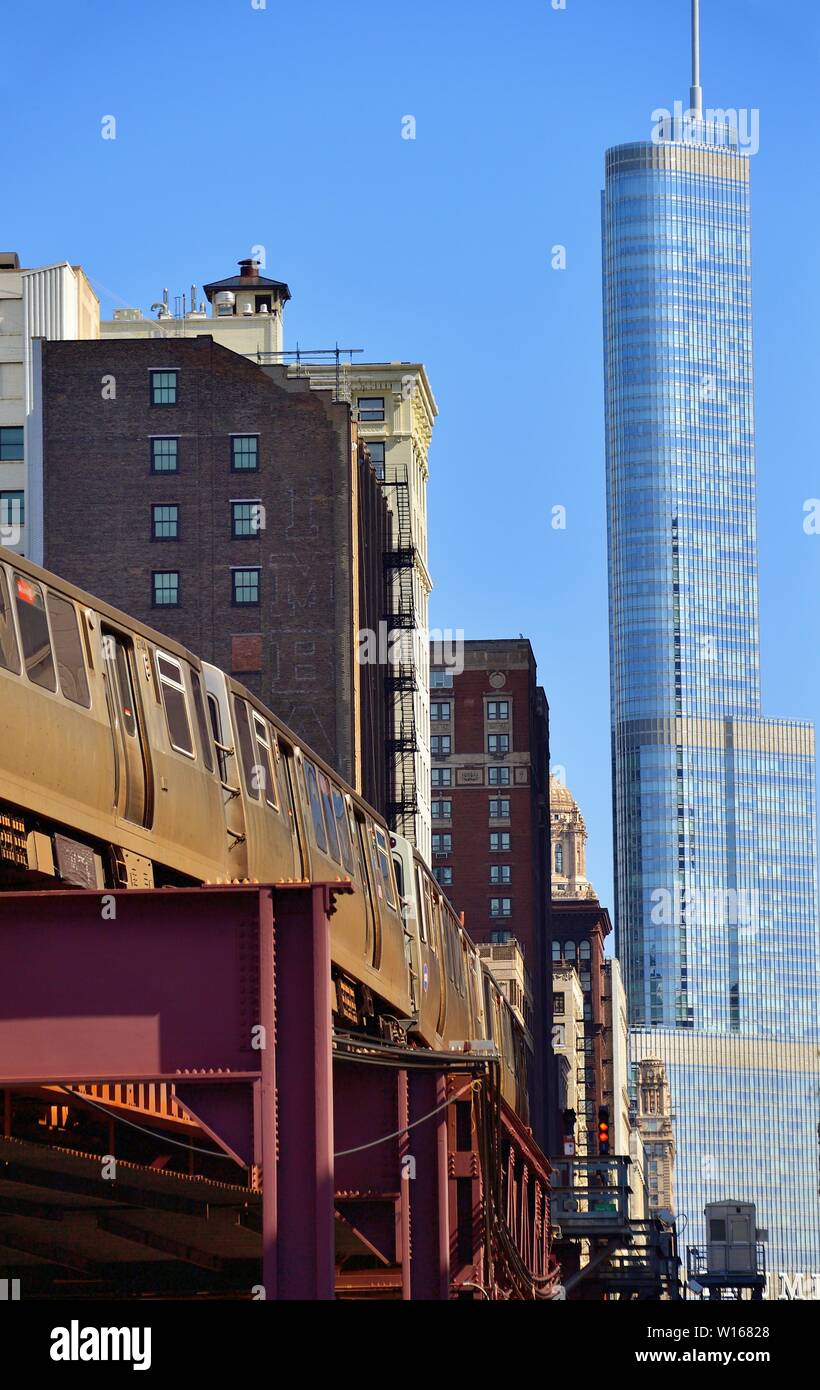 Chicago cta orange line hi-res stock photography and images - Alamy