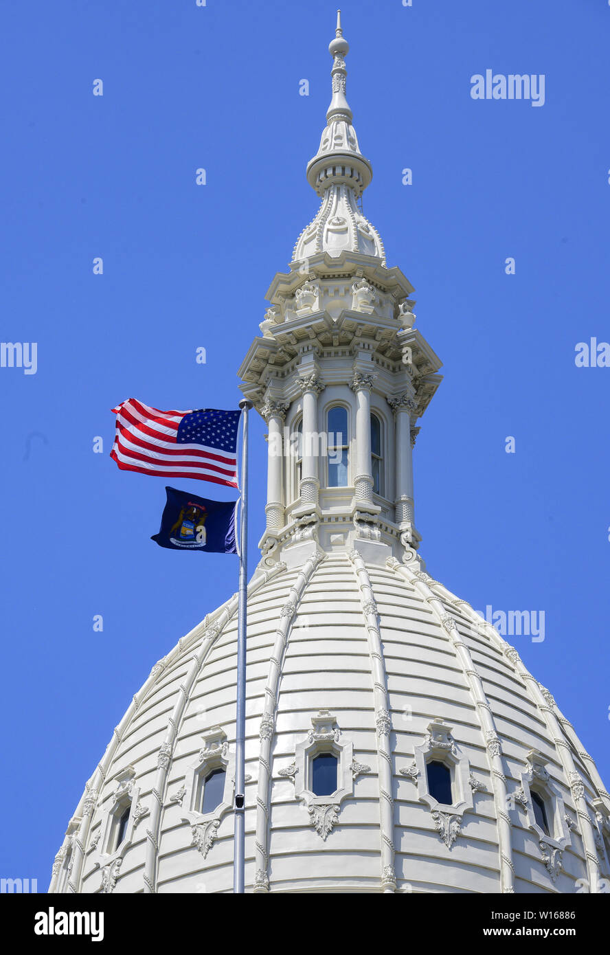 Michigan state flag hi-res stock photography and images - Alamy