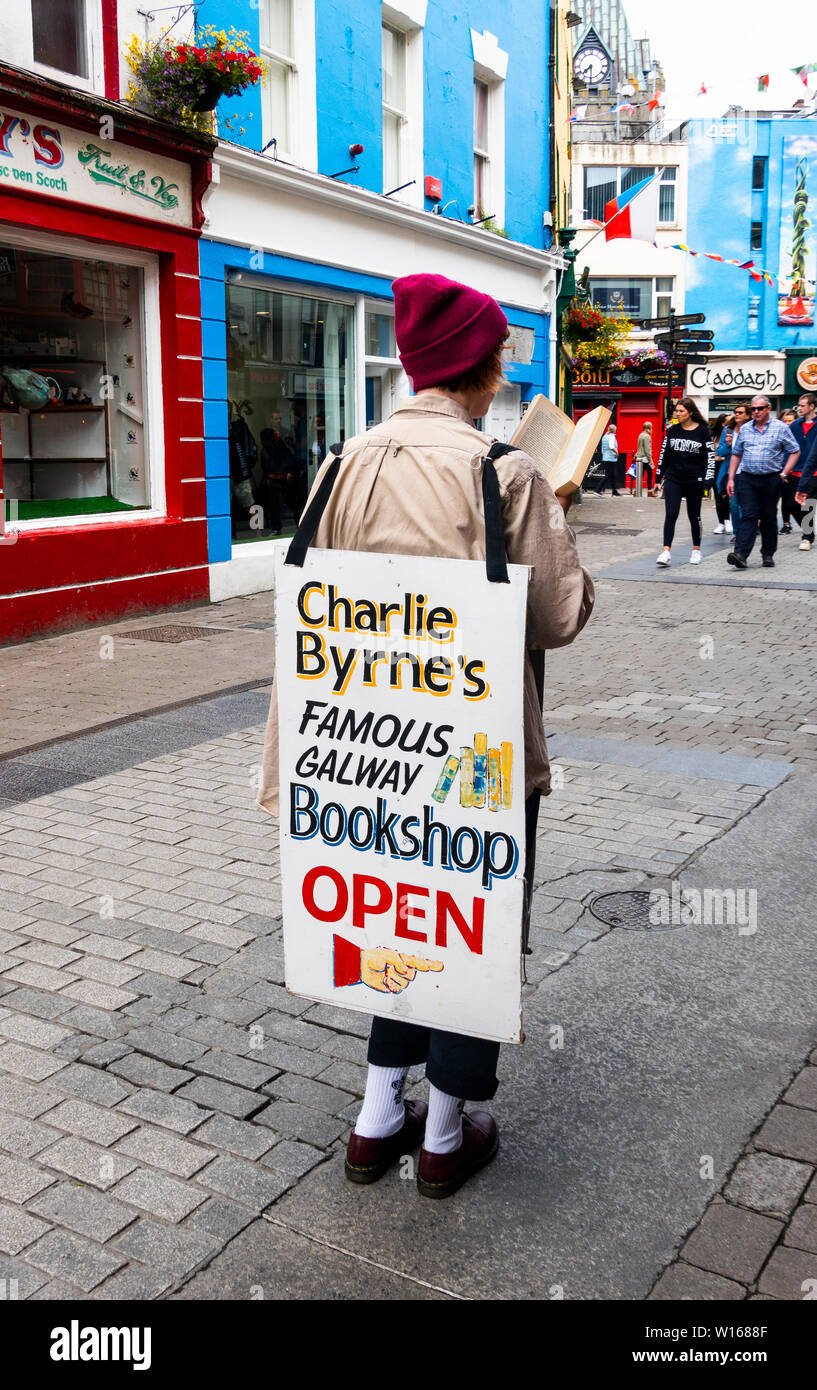 High street marketing hi-res stock photography and images - Alamy