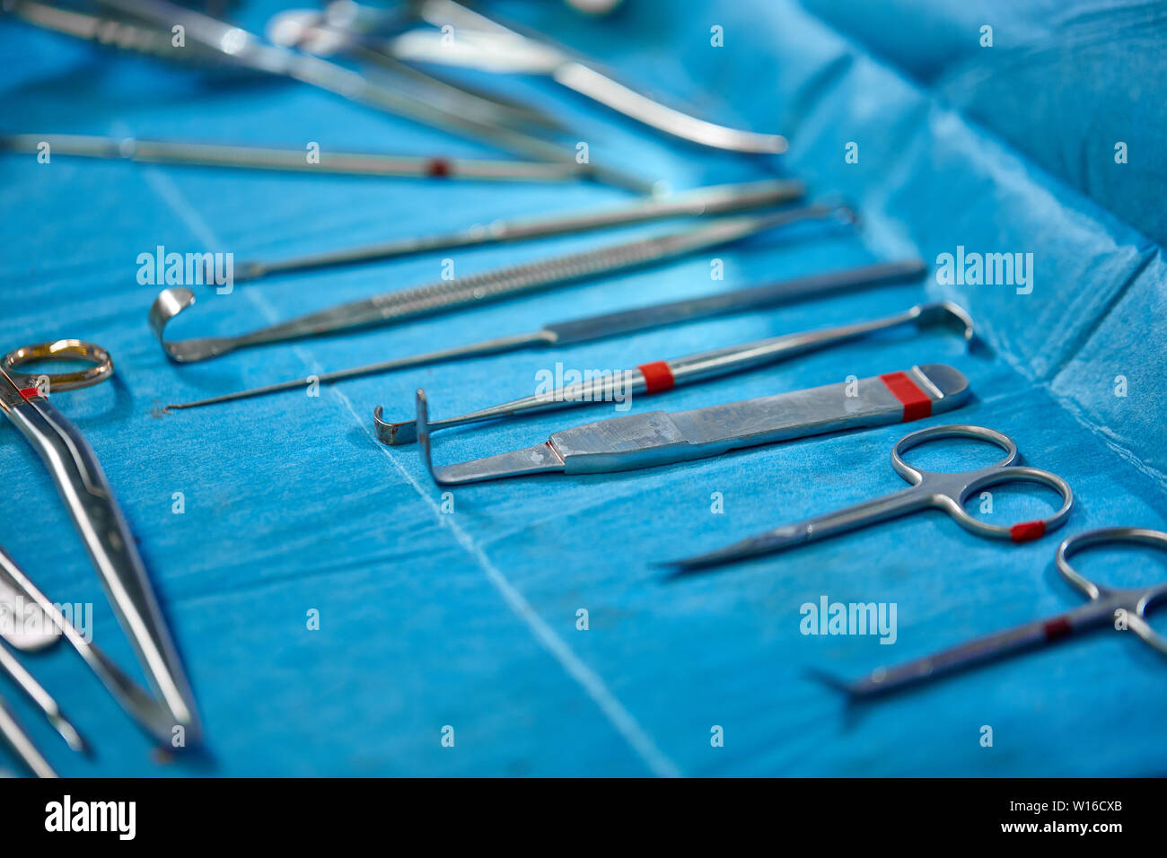 Surgical instruments and instruments, including scalpels, forceps and ...