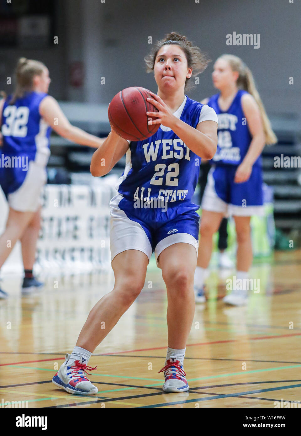 Basketball action at the Washington State 2A and 3A All Star Game in ...