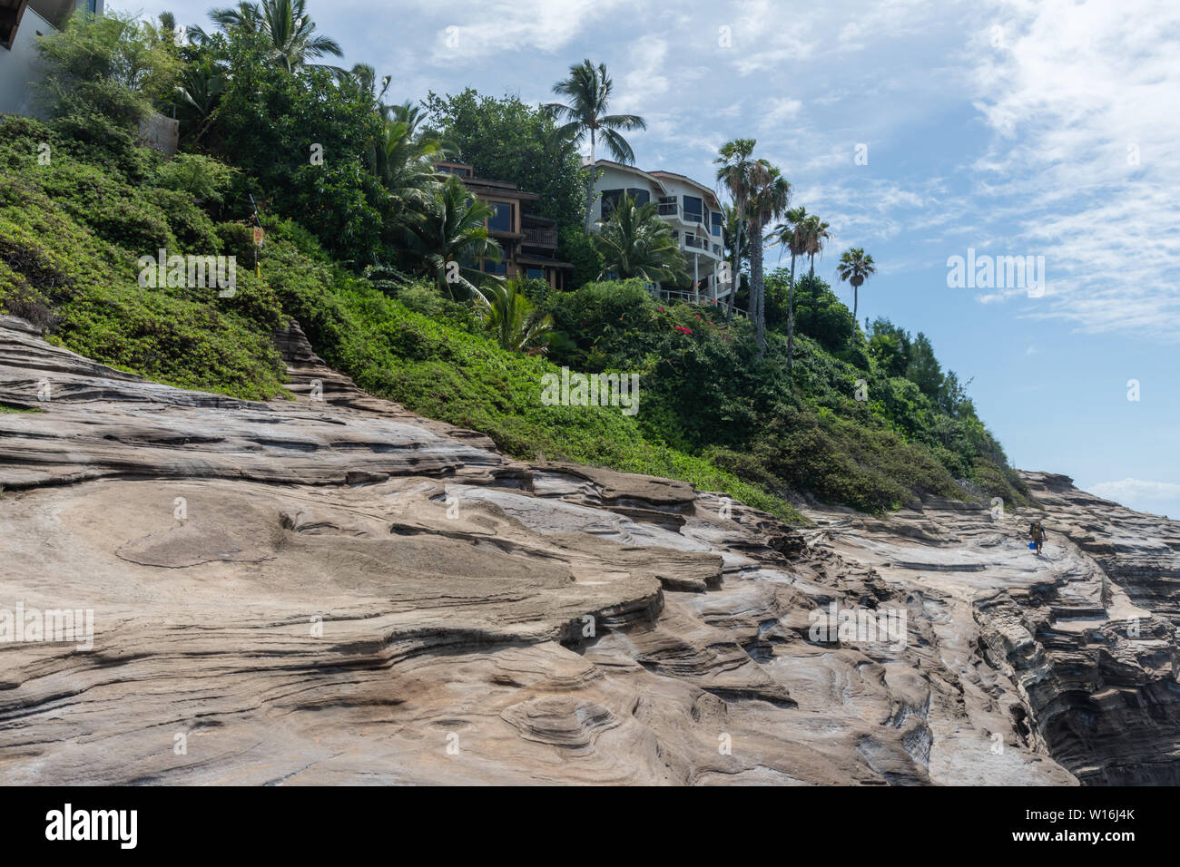 Beautiful Spitting Cave of Portlock vista on Oahu, Hawaii Stock Photo ...