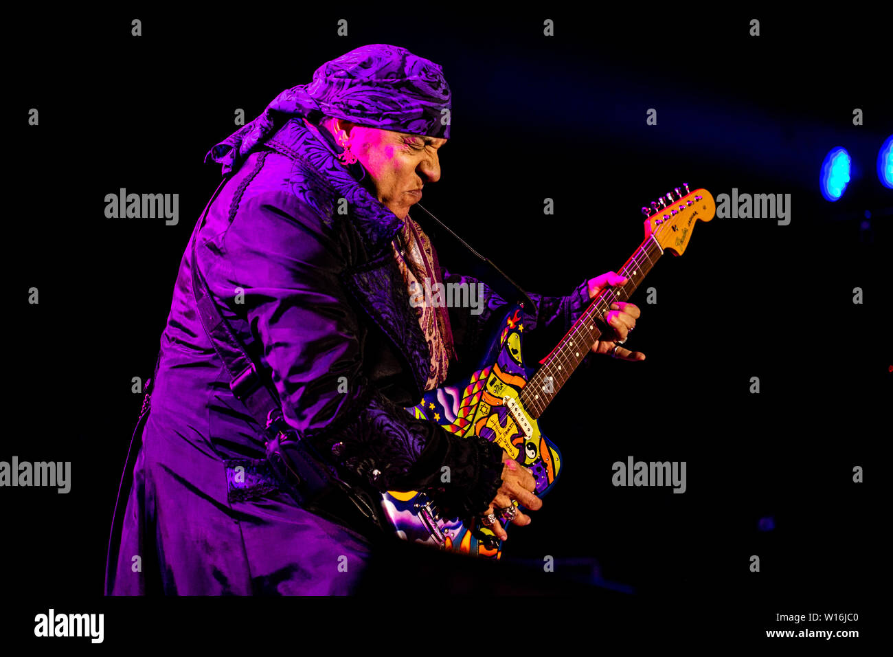 Little steven photo hi-res stock photography and images - Alamy