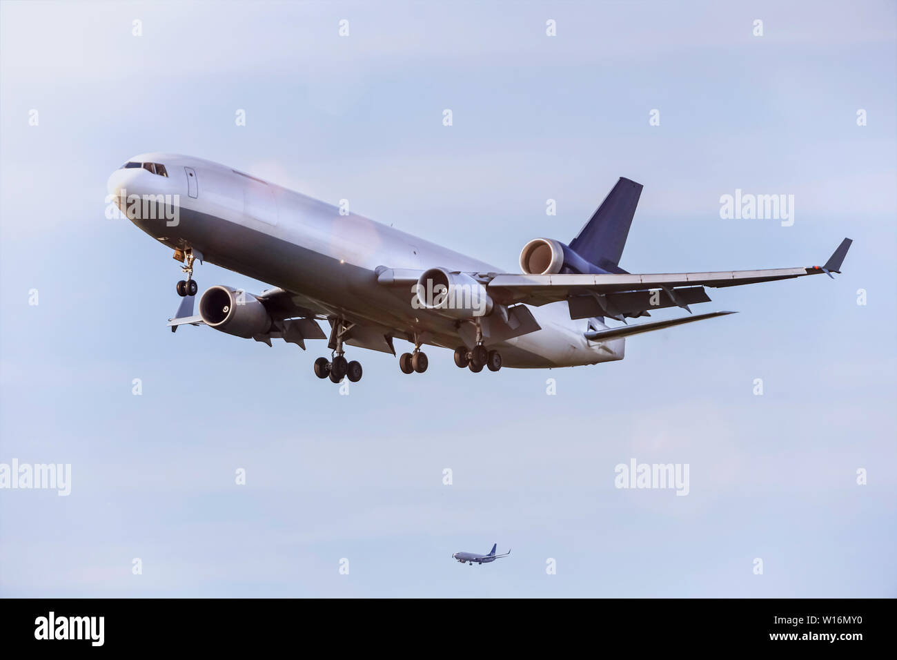 Cargo airplanes hi-res stock photography and images - Alamy