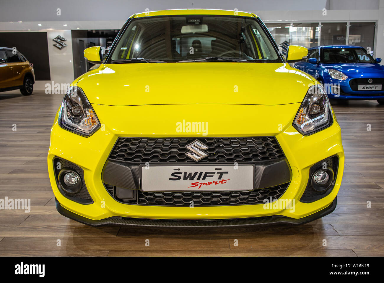 Suzuki Swift Engine High Resolution Stock Photography and Images - Alamy