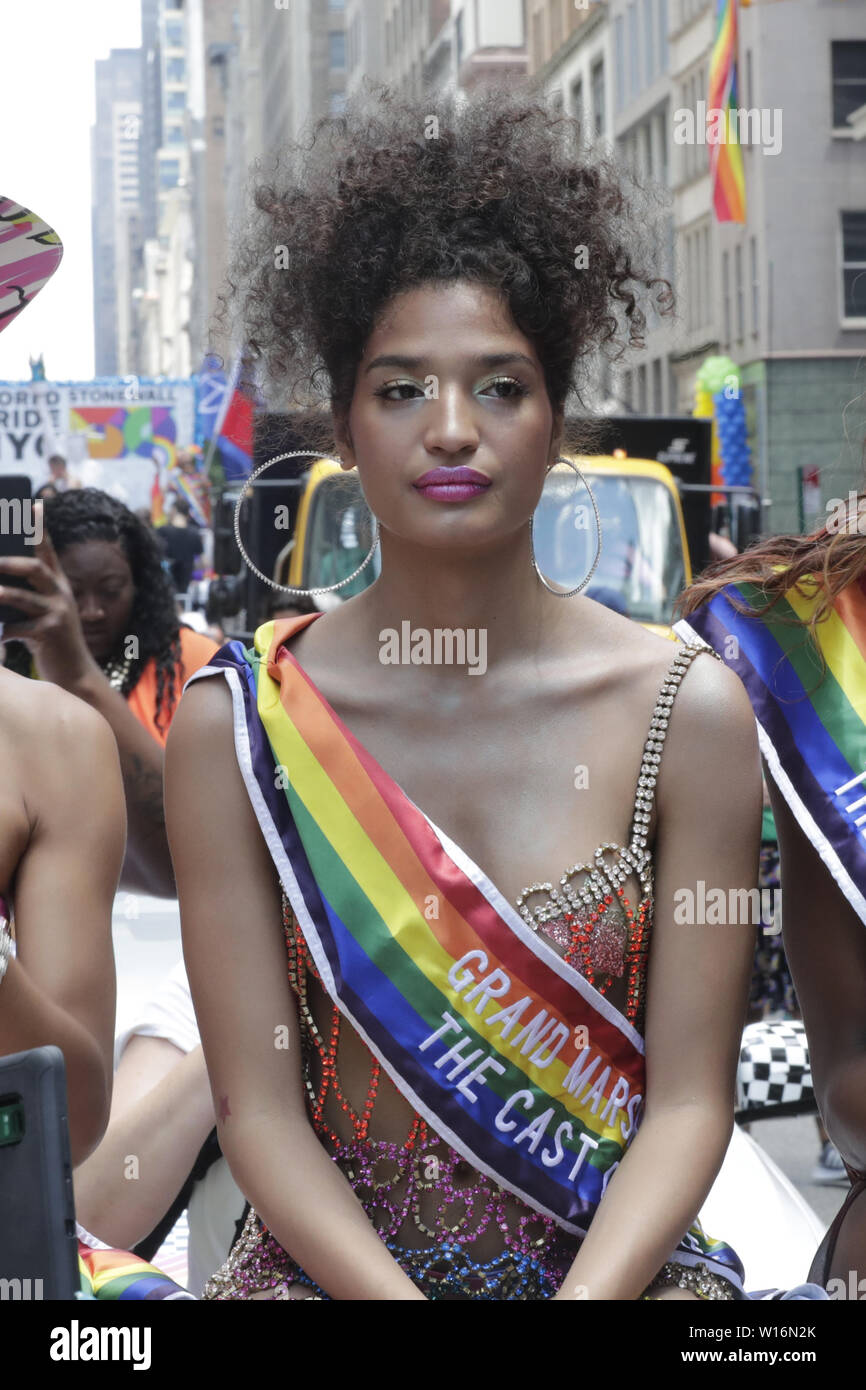 Grand marshals hi-res stock photography and images - Alamy