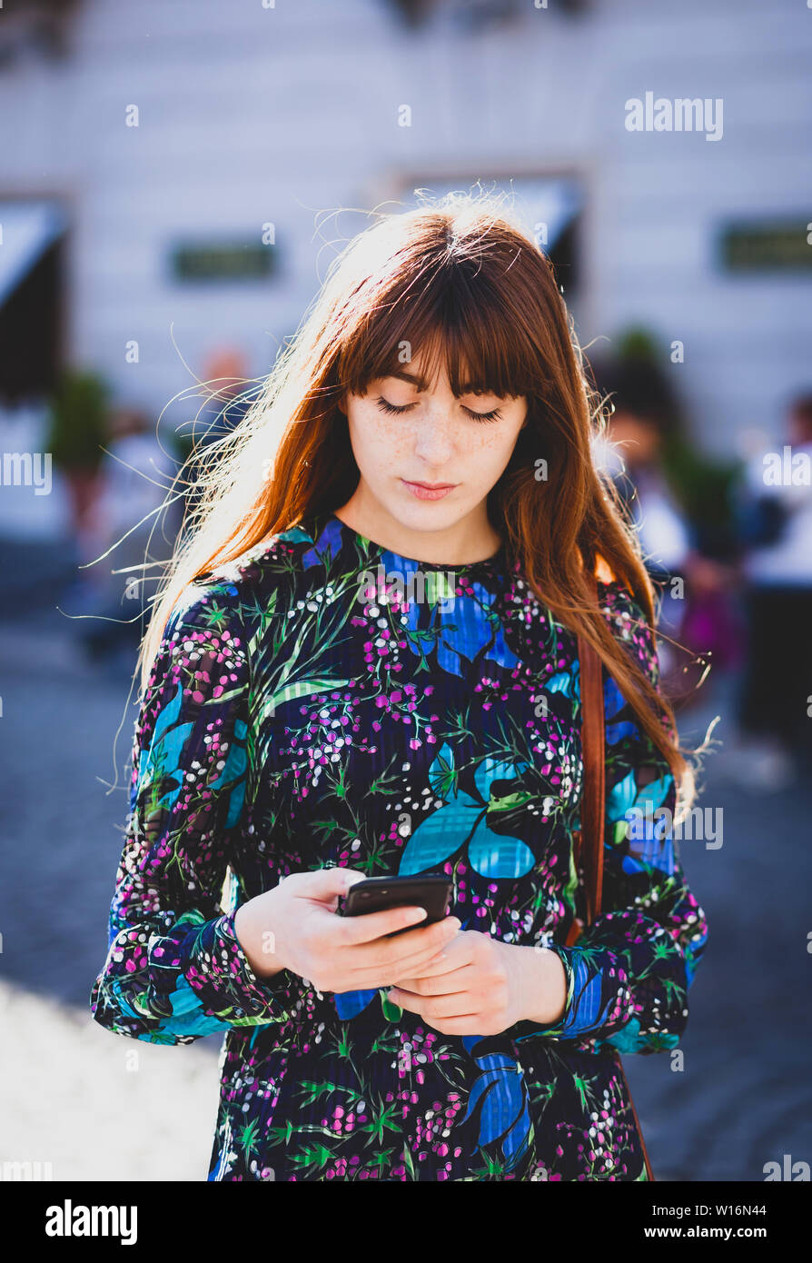 Wind fly woman hi-res stock photography and images - Alamy