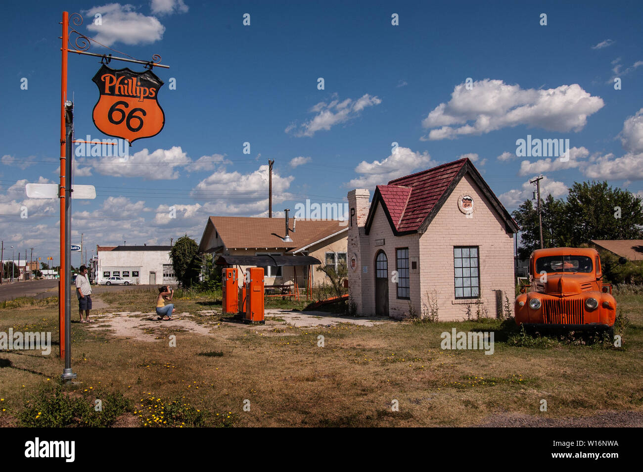 Tourists stop at first Phillips gas station in Texas, along Rt 66 ...