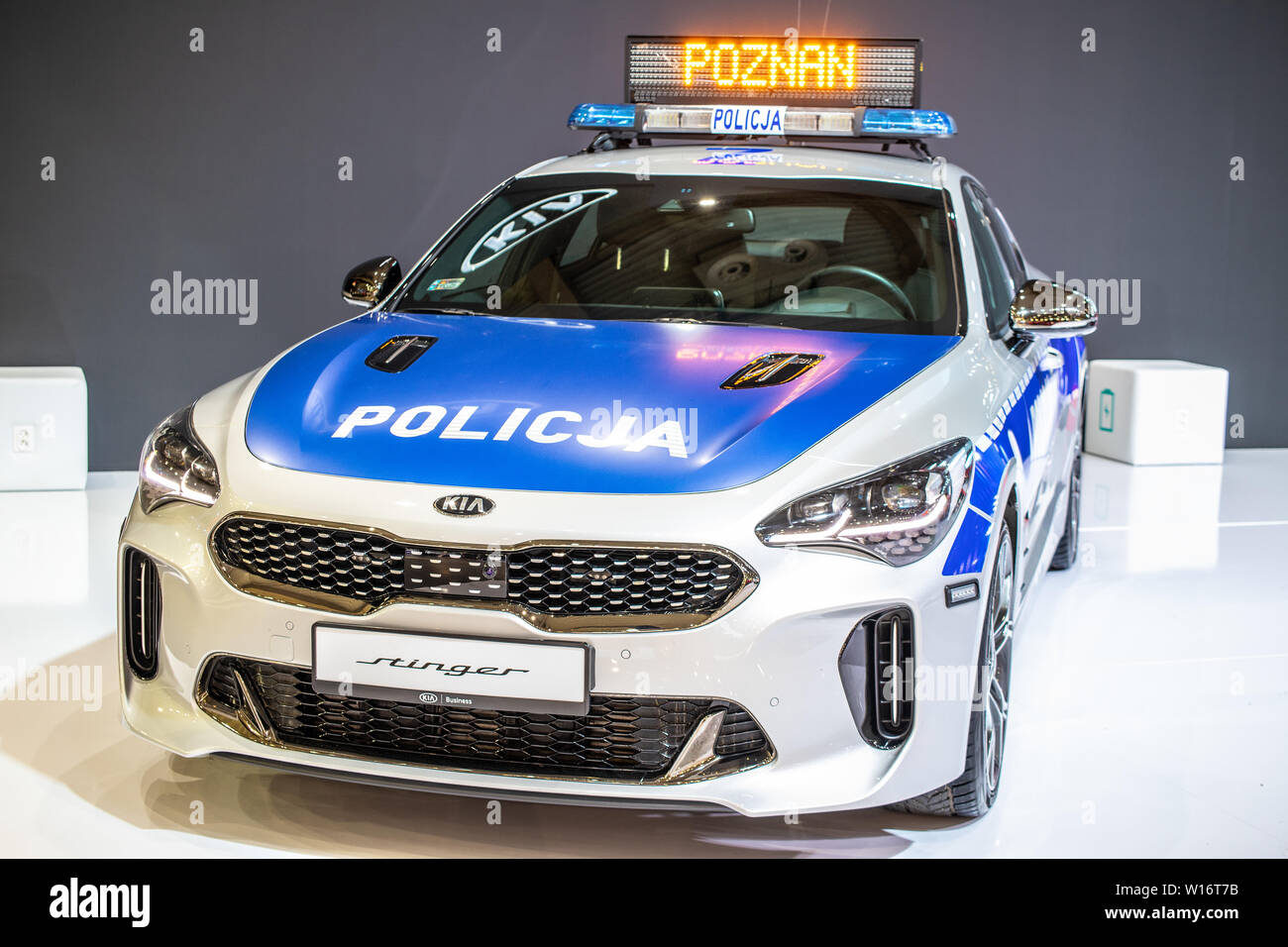 2019 kia stinger hi-res stock photography and images - Alamy