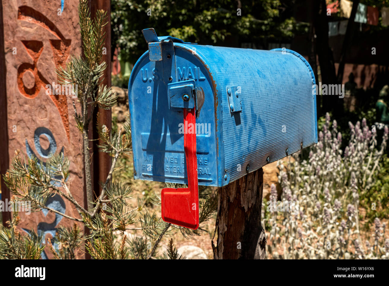 Us mail hi-res stock photography and images - Alamy