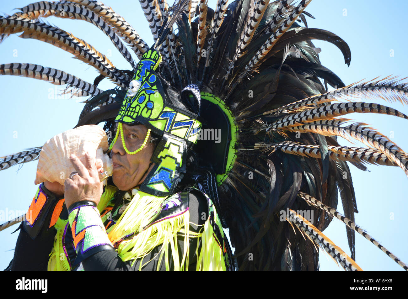 Native american patterns hi-res stock photography and images - Alamy