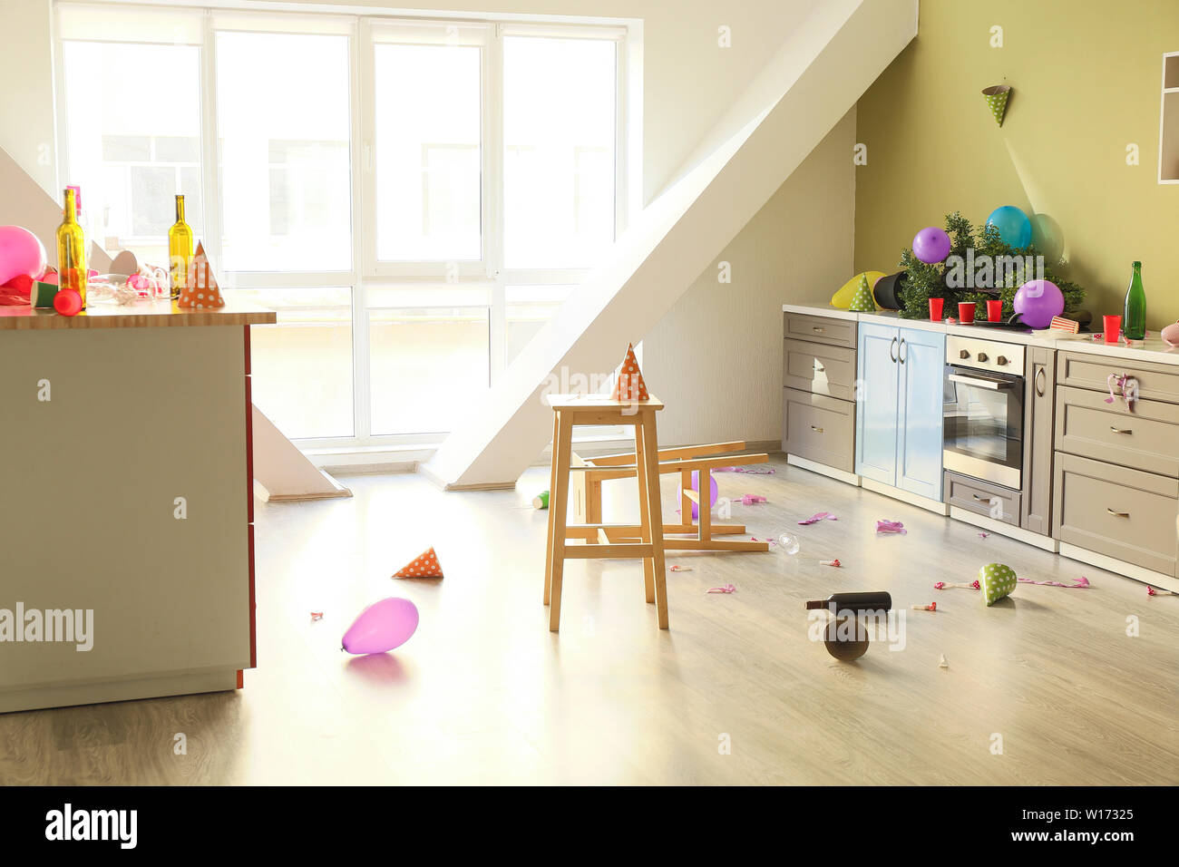 Interior of kitchen after party Stock Photo - Alamy
