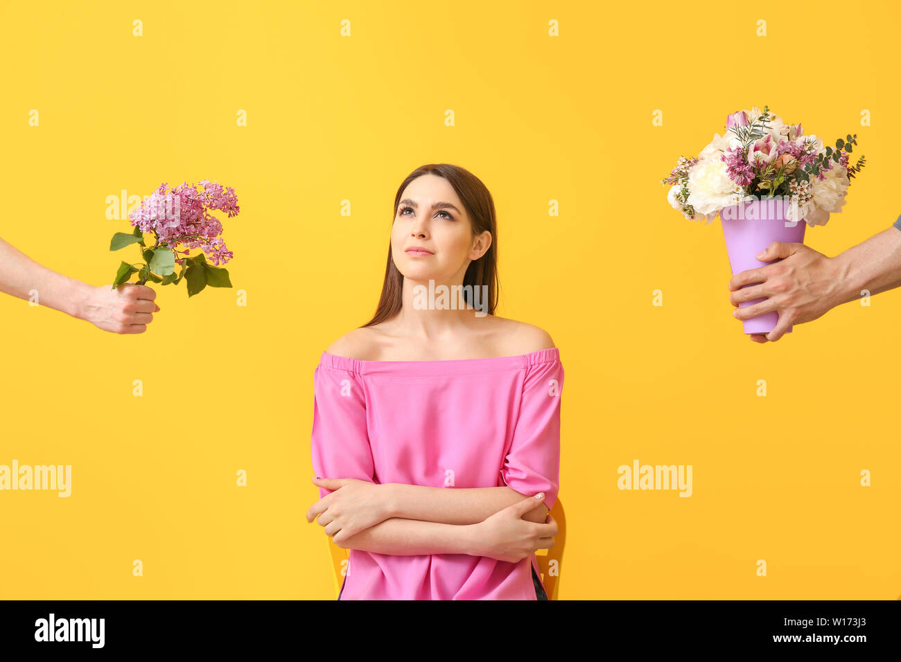 Choosing birthday flowers hi-res stock photography and images - Alamy