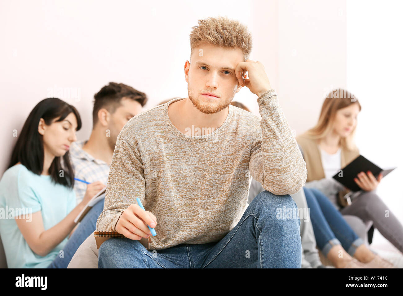 People with psychologist at group therapy session Stock Photo - Alamy
