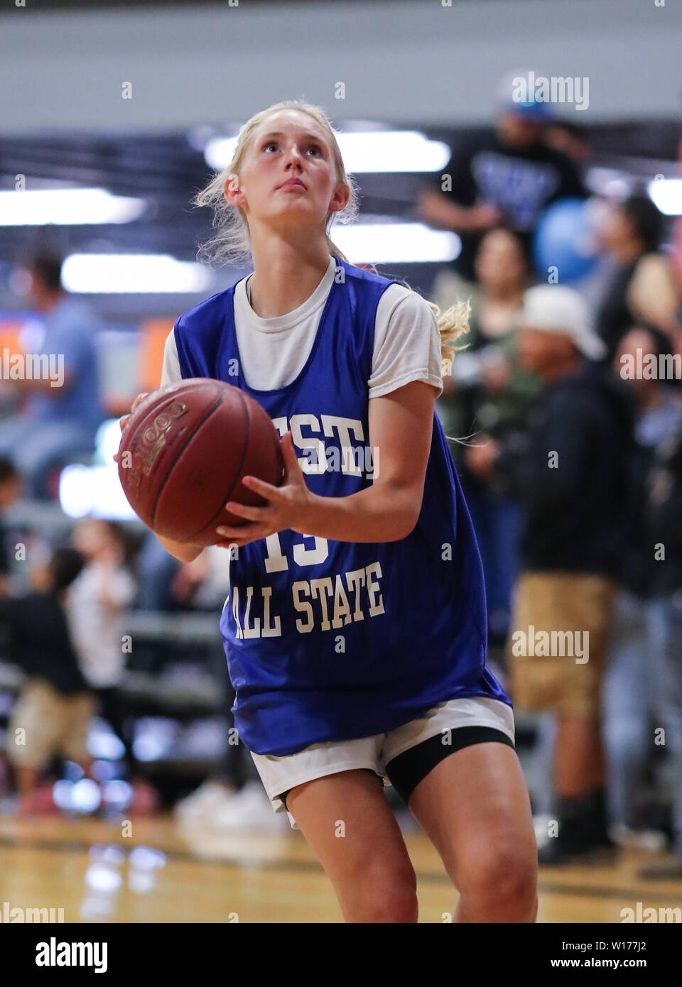 Basketball action at the Washington State 2A and 3A All Star Game in ...