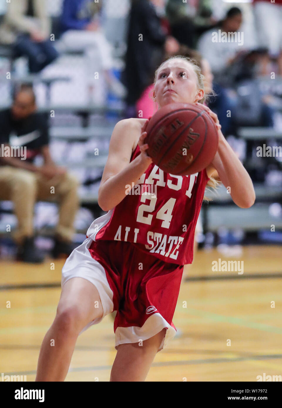 Basketball action at the Washington State 2A and 3A All Star Game in ...