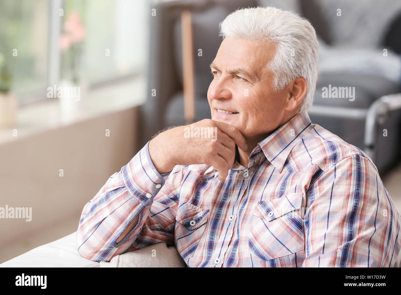 Portrait of elderly man in nursing home Stock Photo - Alamy