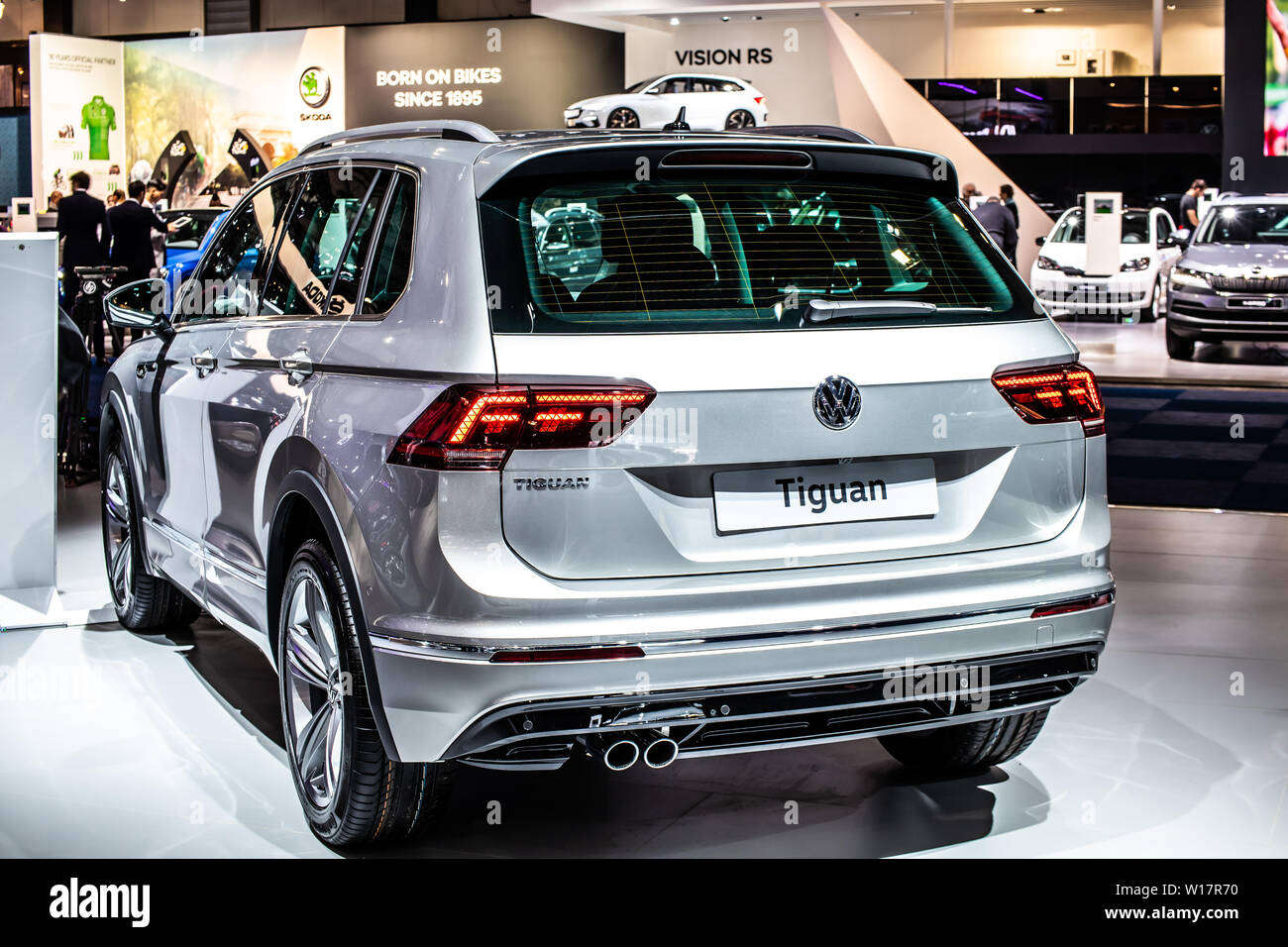 Vw mqb platform hi-res stock photography and images - Alamy