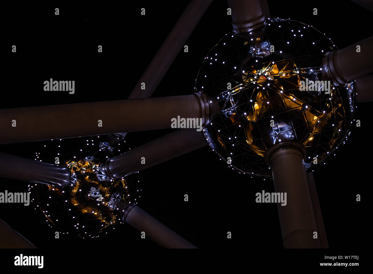 Atomium At Night High Resolution Stock Photography and Images - Alamy